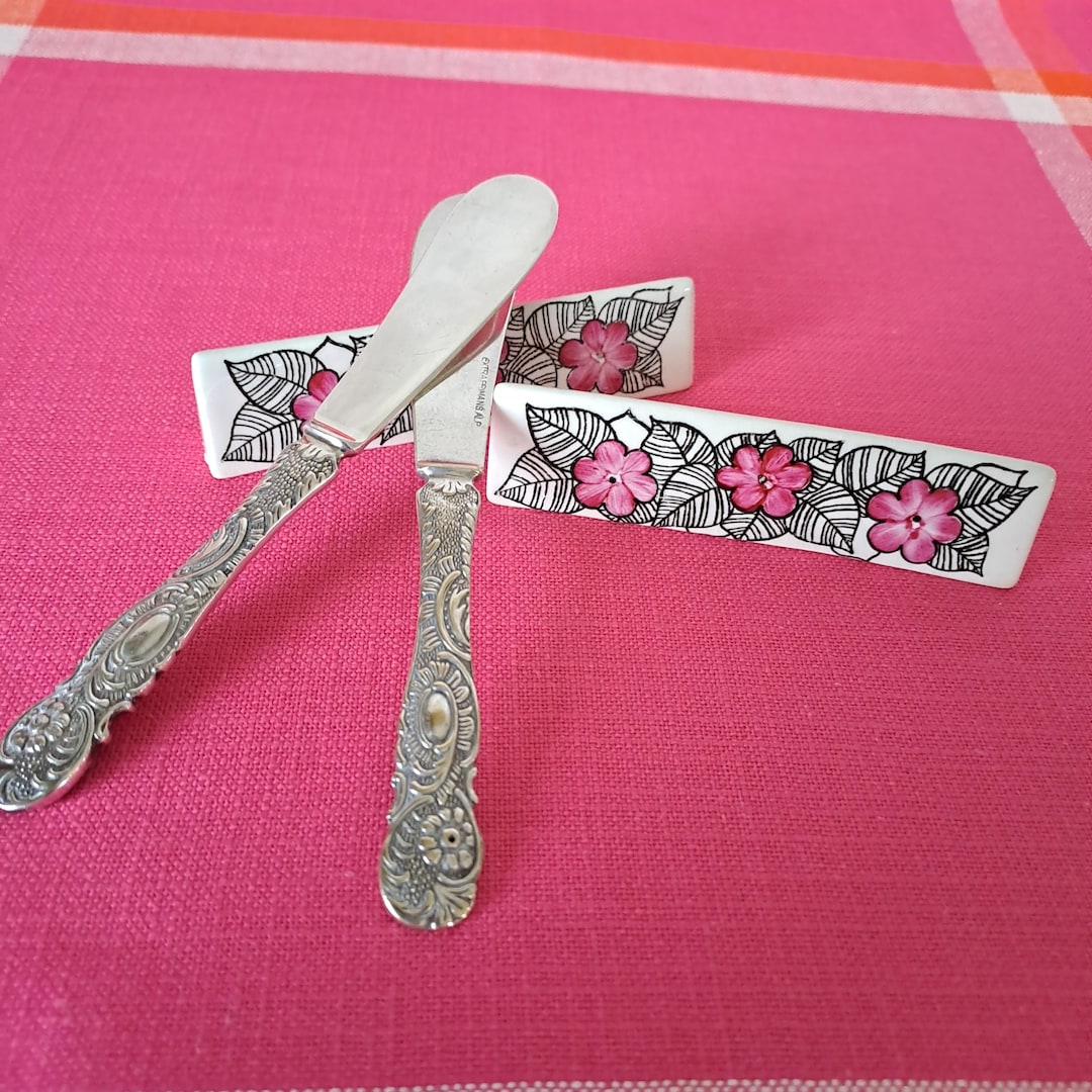 2 Ceramic Knife Stands. Arabia Knife Rests. Signed GOG Finland. 2 ...