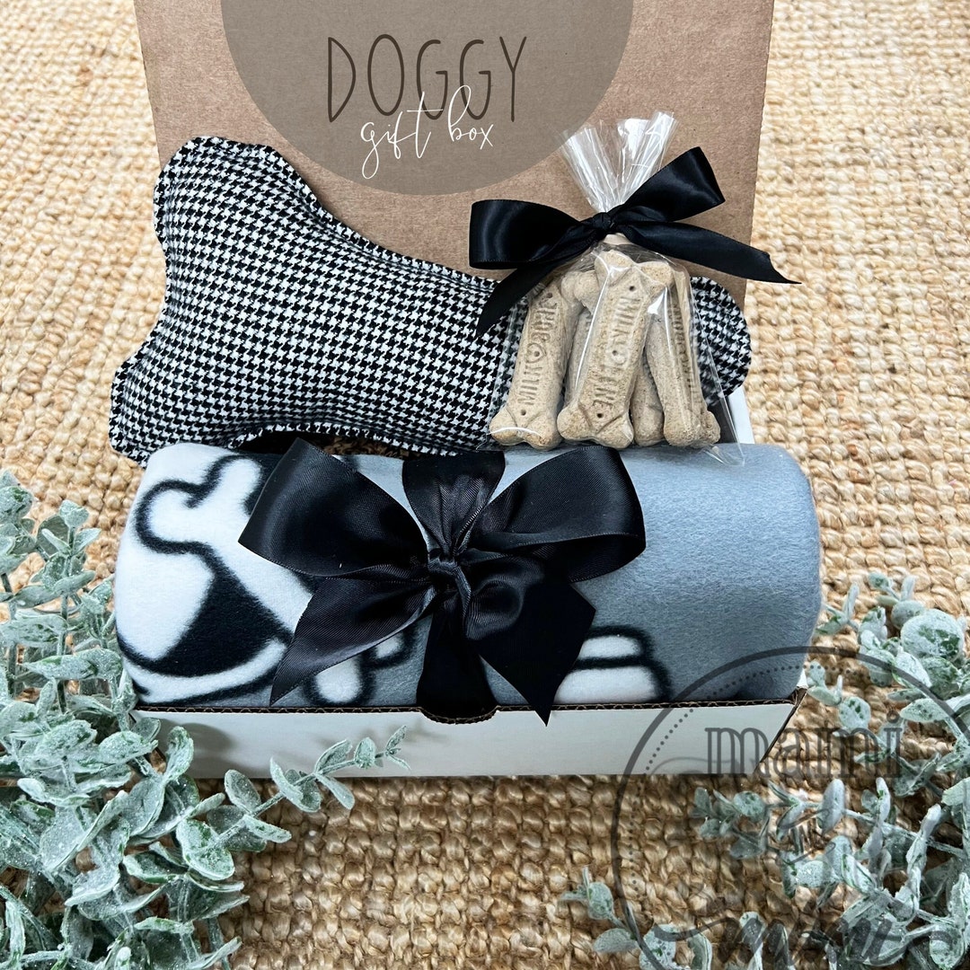 Personalized Card Dog Gift Box, Gift for Dogs, Valentines Day Gift Box ...