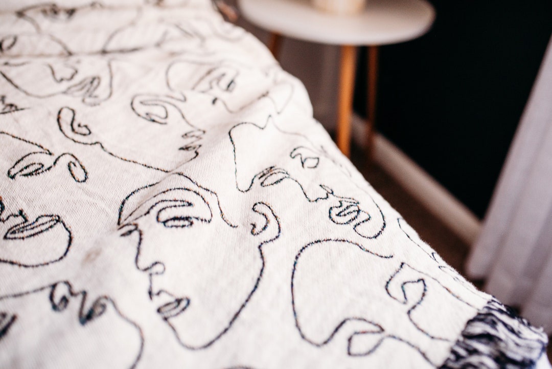 Faces Blanket, Minimalist Blanket, Black and White, Modern Throw ...