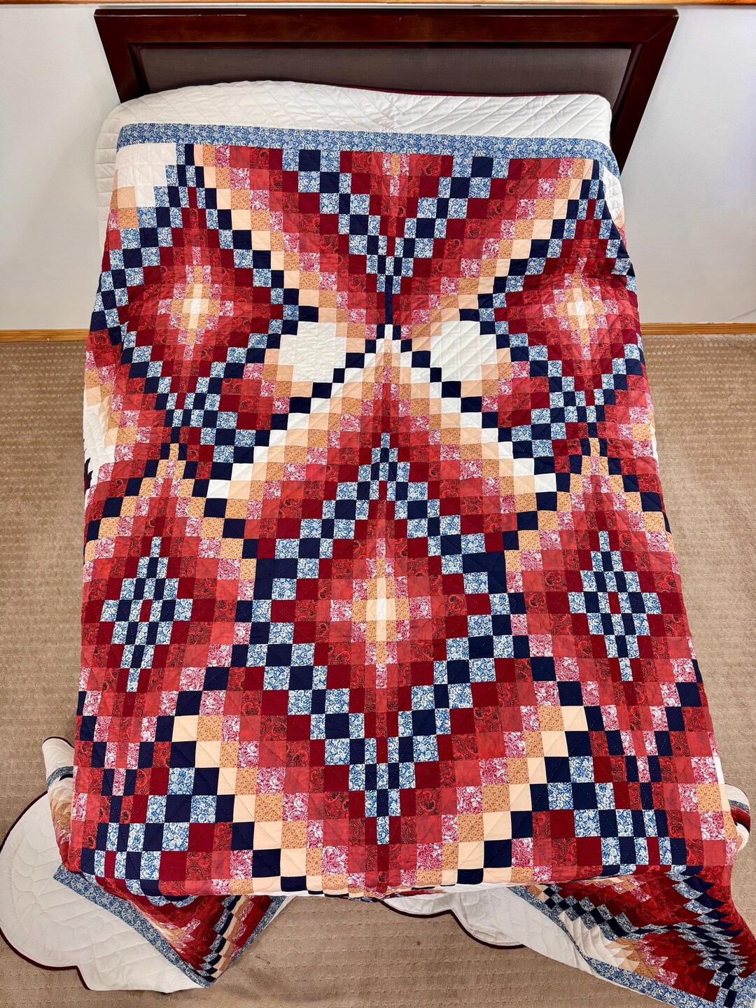 Hand-quilted Amish Bargello Quilt – Flame Design, Lancaster County, PA ...