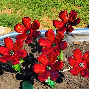 Poppie's Red Collection: Gorgeous Metal Flower Stake, Garden Art, Gift ...