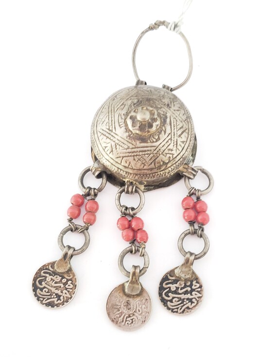 antique Moroccan silver chased circular talisman box … - Gem