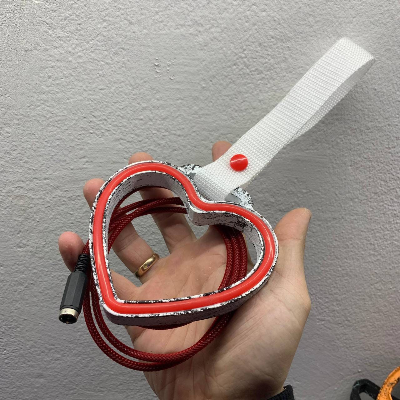 LED Neon Tsurikawa Ring, JDM Car Handle Accessory, Led Neon Heart ...