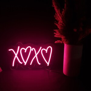 Romantic Xoxo LED Neon Sign, Pink Heart Wall Decor for Bedroom ...