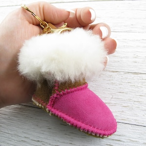 UGG Shape Boots Keychain, Fluffy Boots Charm Keychain, Boots Sport Bag ...