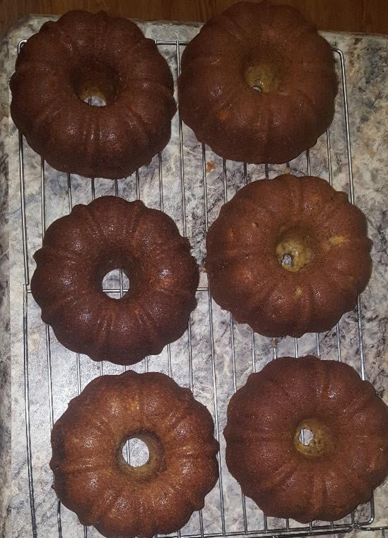 Mini Bundt Cakes Dozen Assorted - Etsy