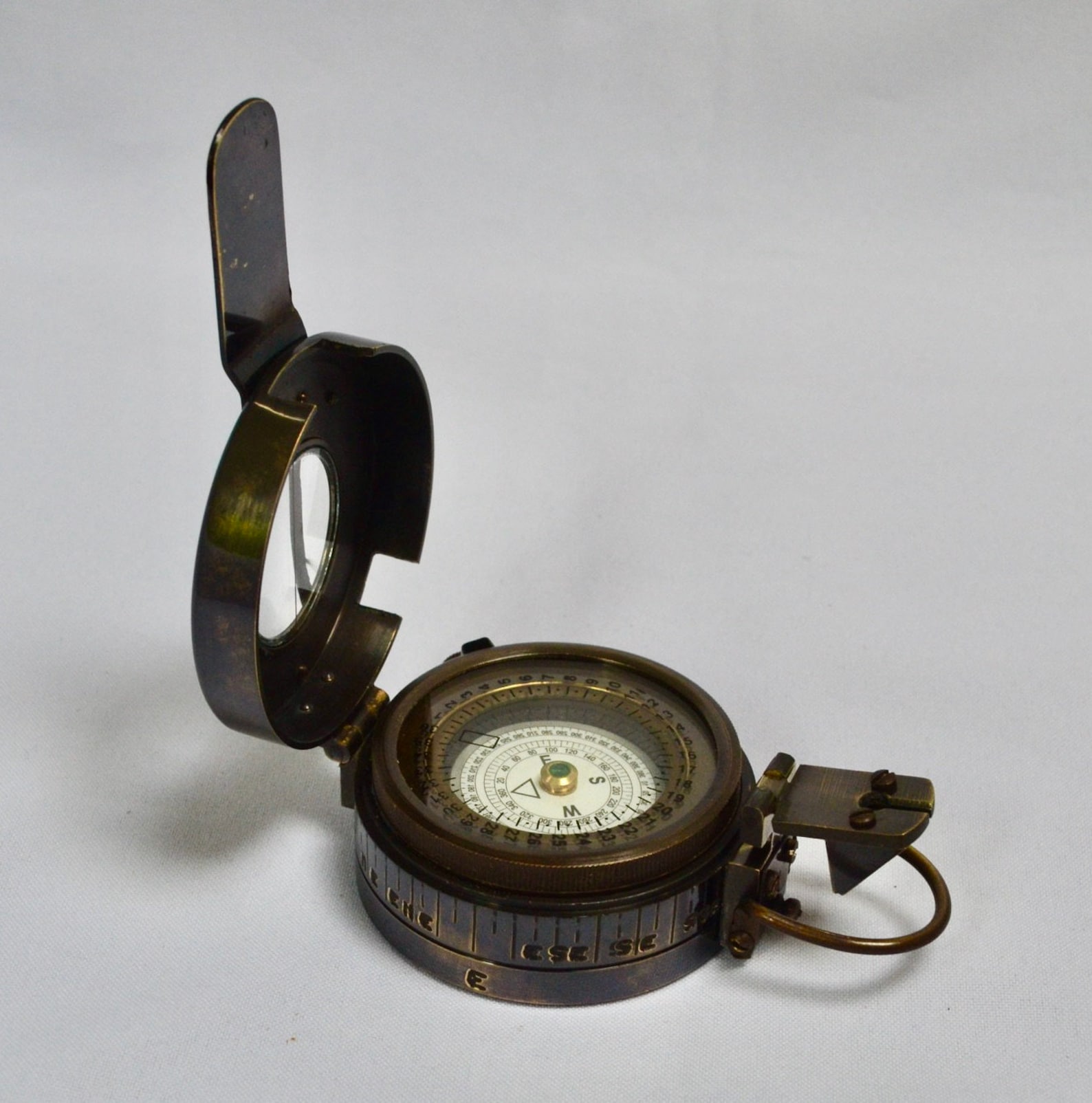 Black British Army Style Prismatic Marching Compass in a Wood Box - Etsy UK