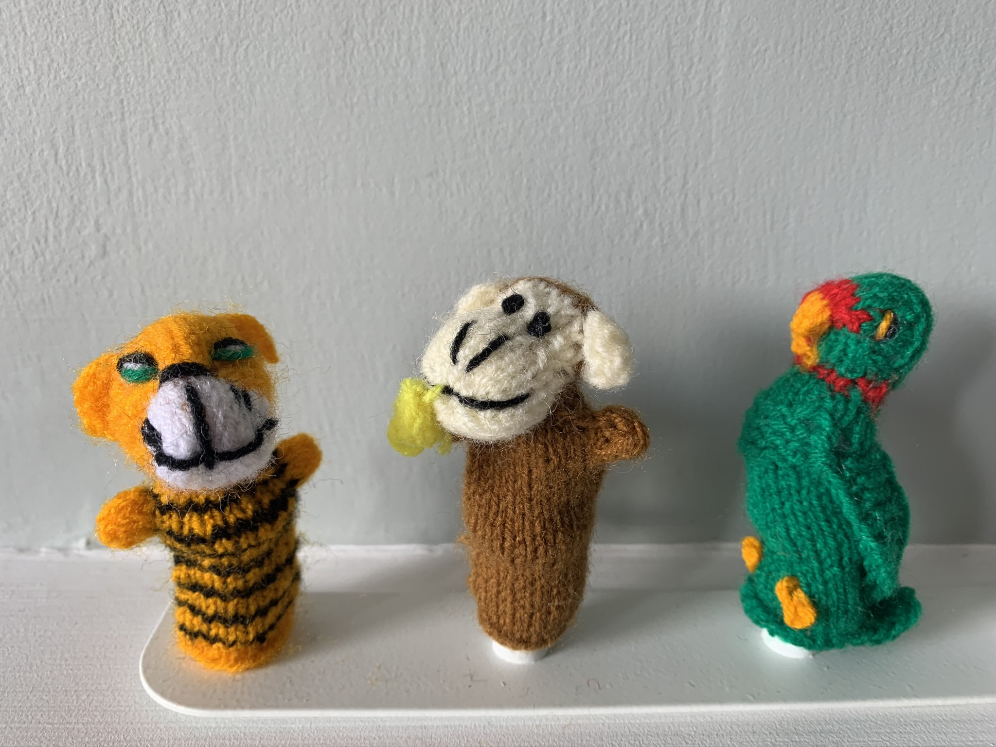 25 Hand Knitted Animal Finger Puppets: Advent Calendar Fillers - Etsy