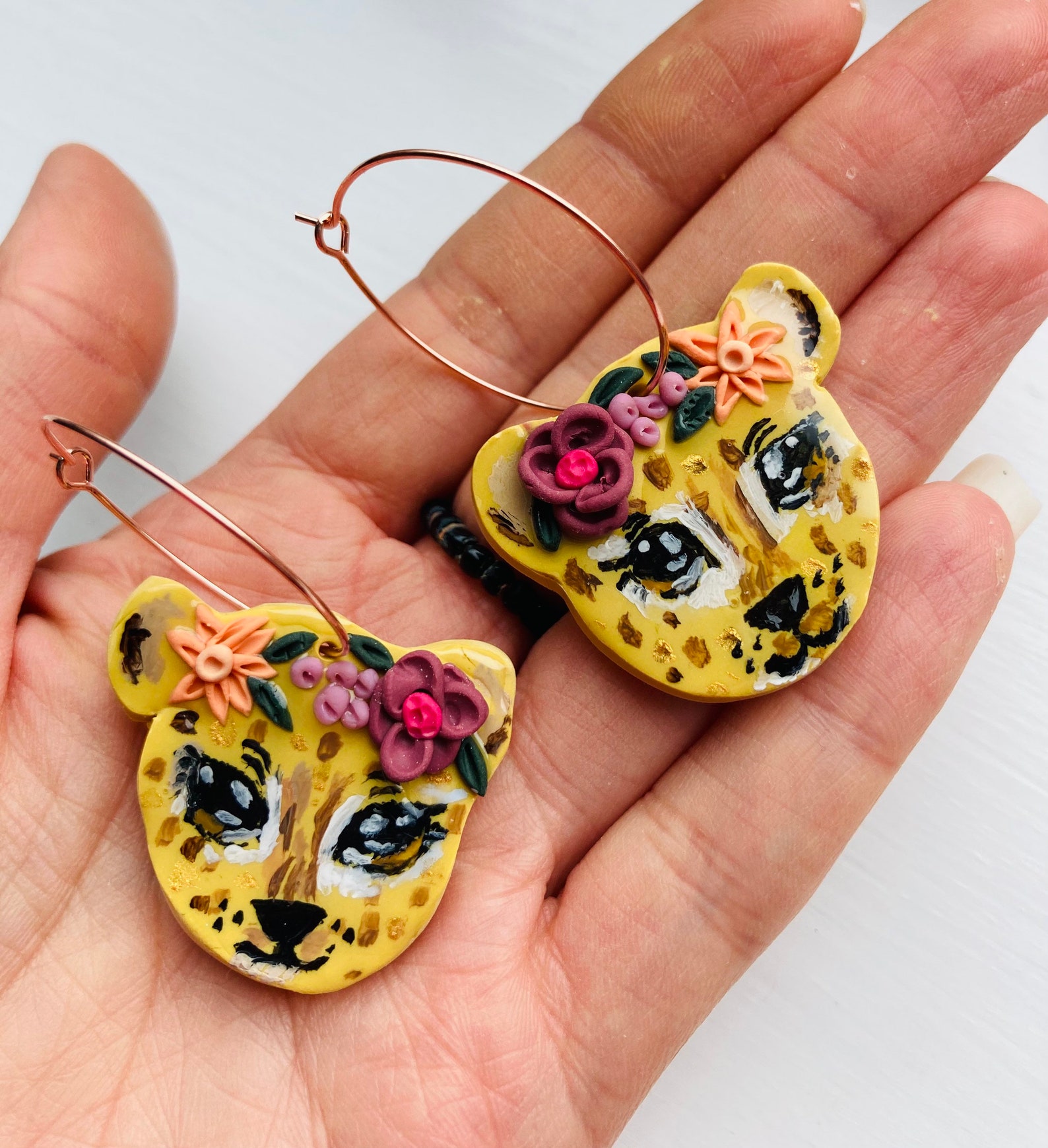 Leopard earrings// clay leopard earrings// flower earrings// | Etsy