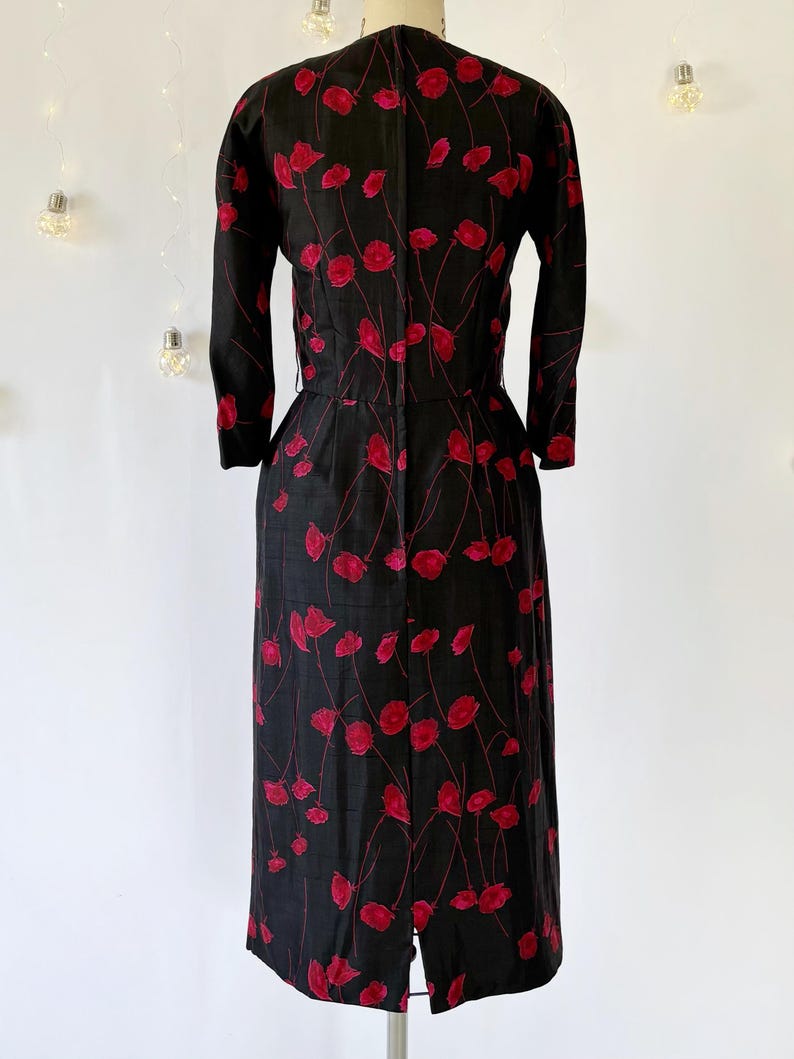 1950s Silk Wiggle Dress by Suzy Perette - XS Small W25 - Etsy