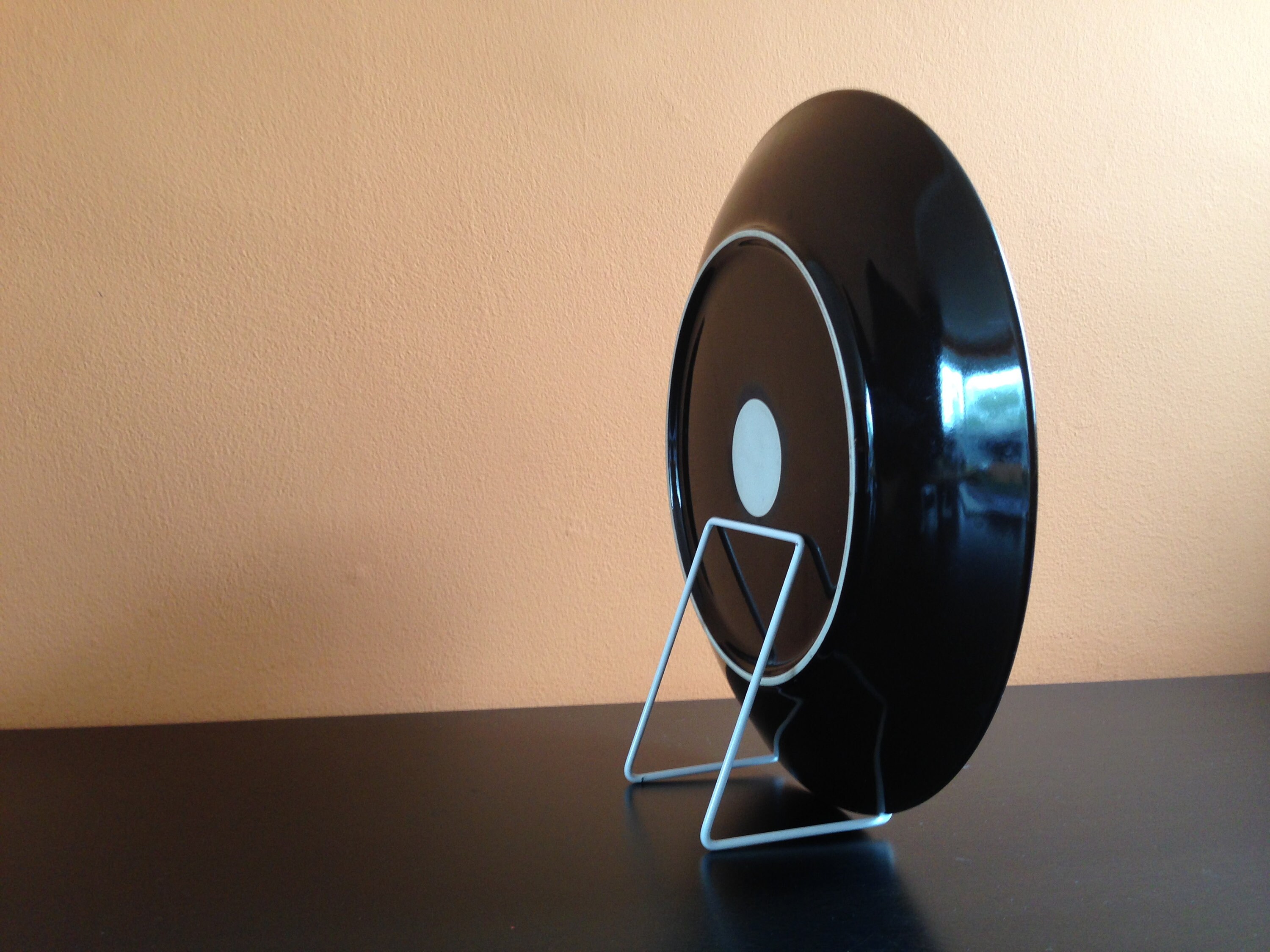 Angled Steel Metal Plate Disk Dish Bowl Display Stand Easel Holder ...