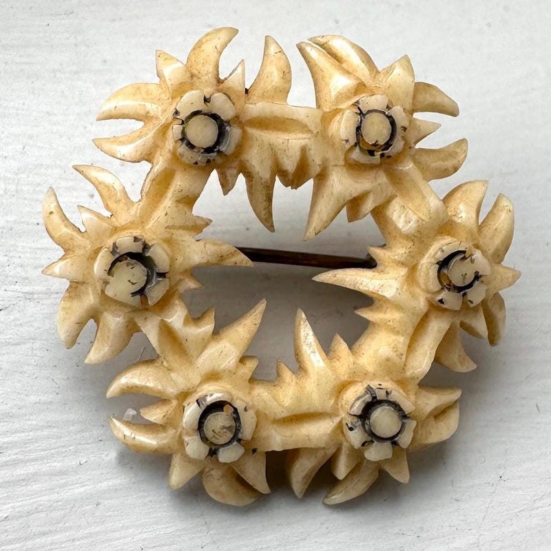 Edelweiss Brooch - Etsy