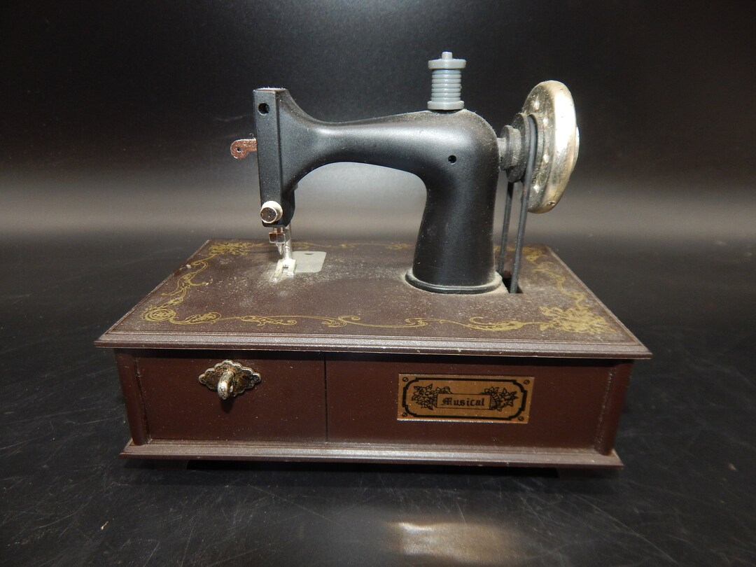 Old Singer Sewing Machine Music Box Love Story Moving Parts - Etsy