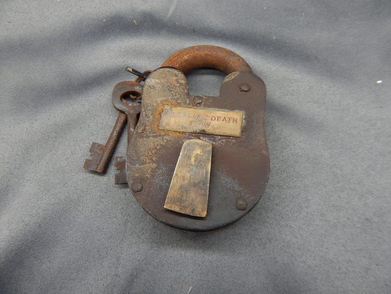Vintage Alcatraz Death Row Lock and Keys - Etsy