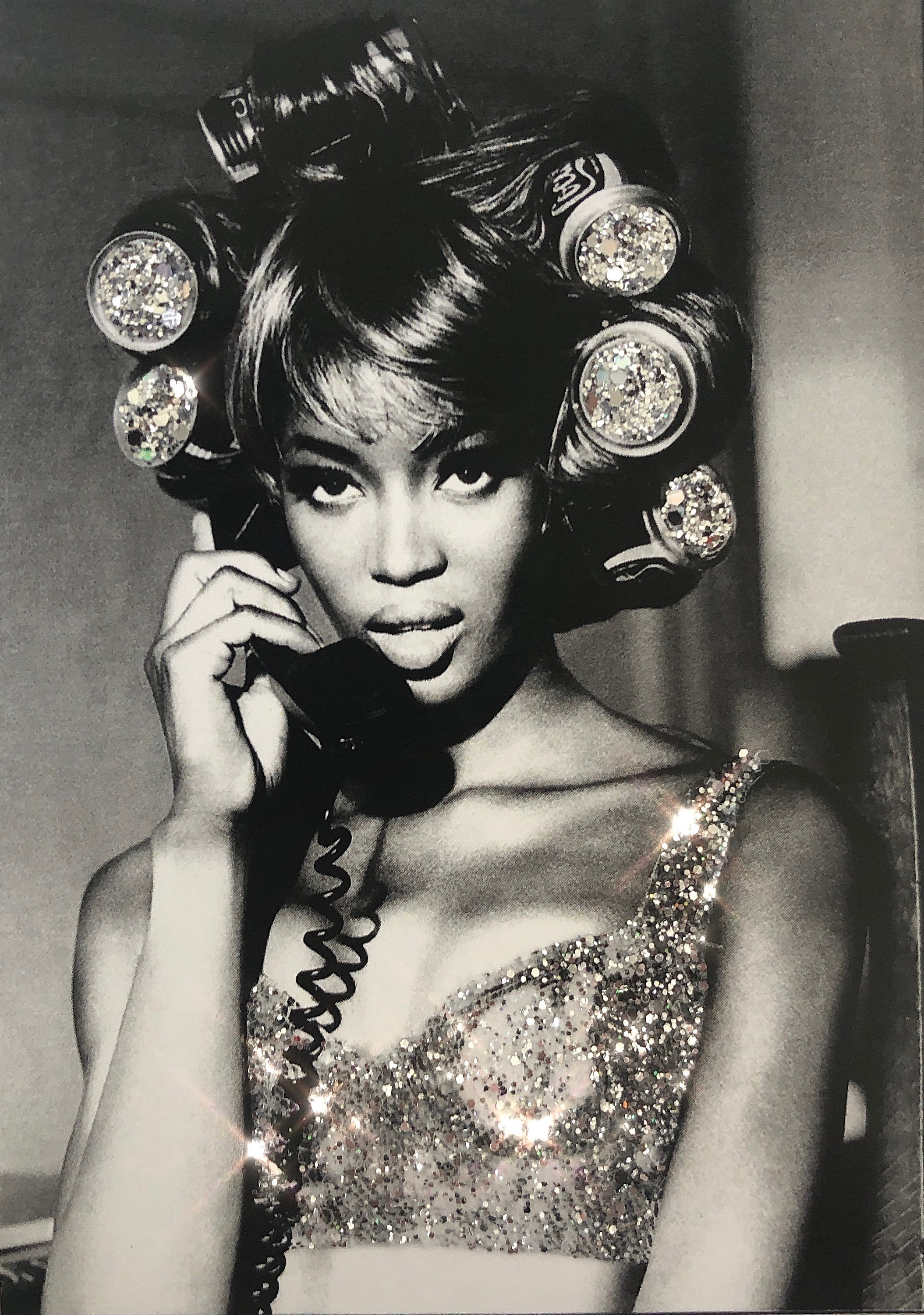 NAOMI CAMPBELL cans in Hair Hand Glittered Magnet and Photo Easel Frame ...