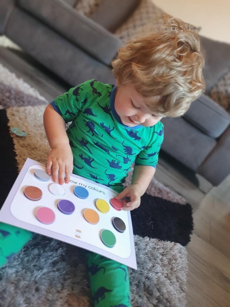 NEW I Know My Colours | Matching Learning Mat | Velcro Attached Colour ...