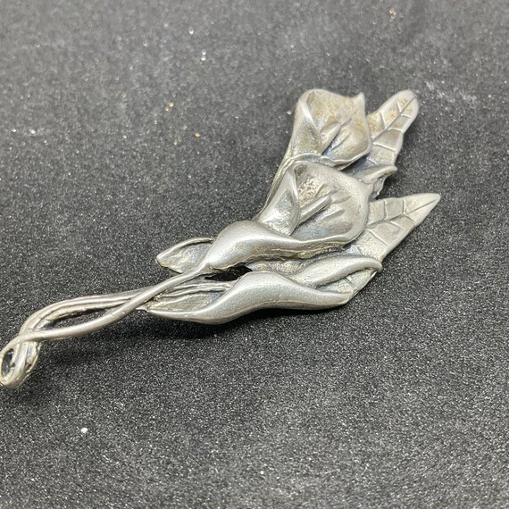 Vintage Artisan Made Silver Calla Lily Brooch - Gem