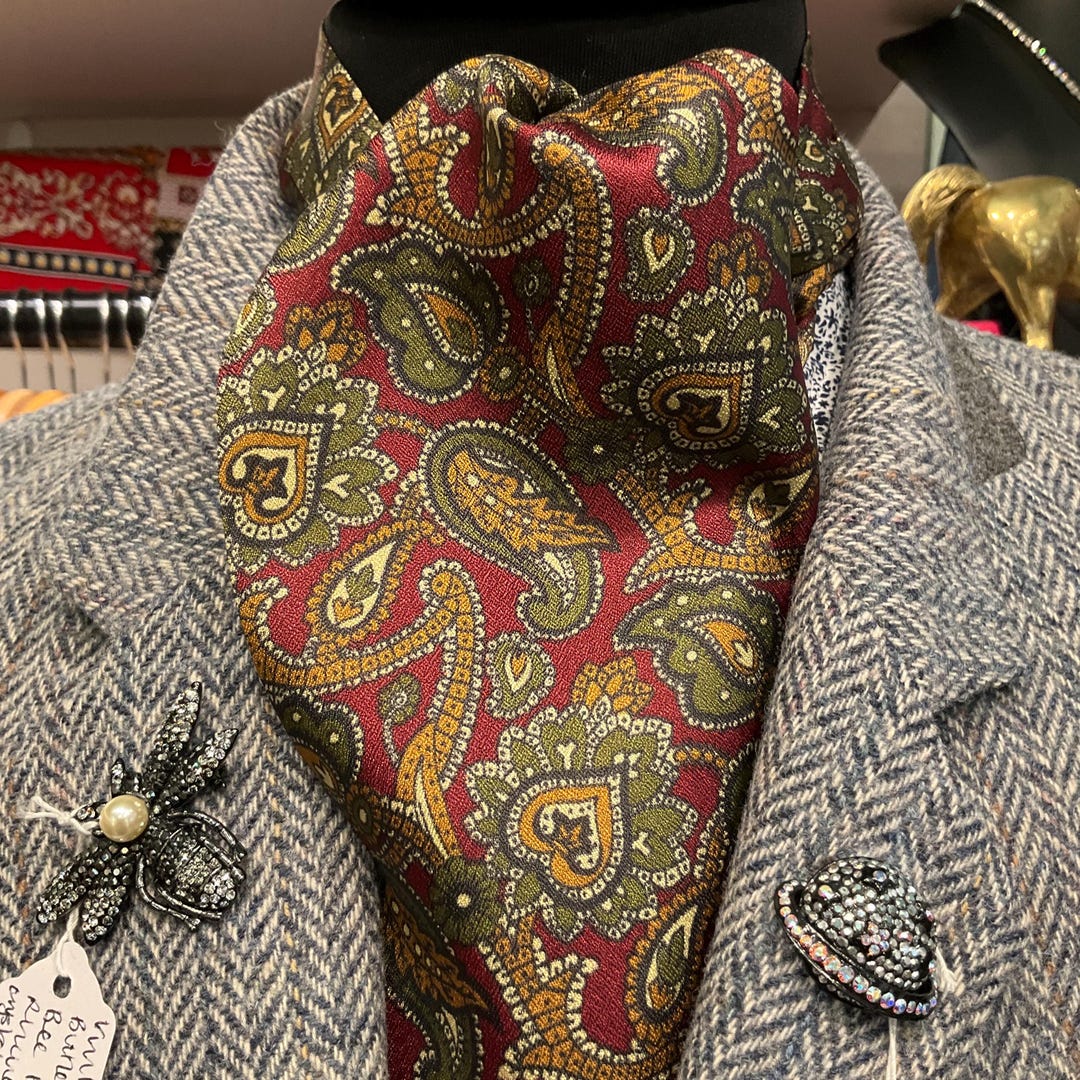 Vintage Gents Grosvenor by TOOTAL Tricel Paisley Cravat, Made in ...