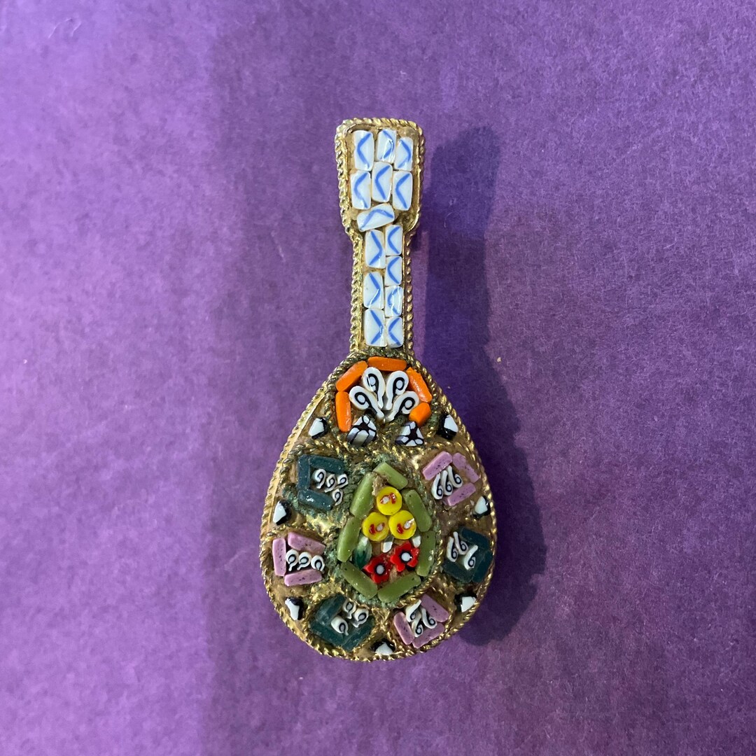 Vintage 1930s/40s Italian Micro Mosaic Mandolin/ Guitar Brooch, Floral ...