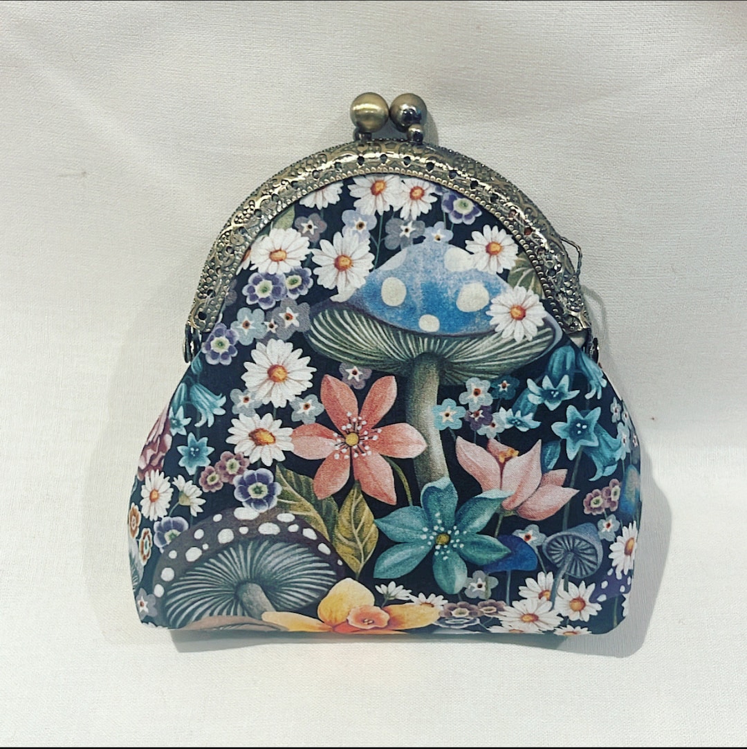 Liberty London Print Kiss Clasp Purse, Coin Purse, Card Holder ...