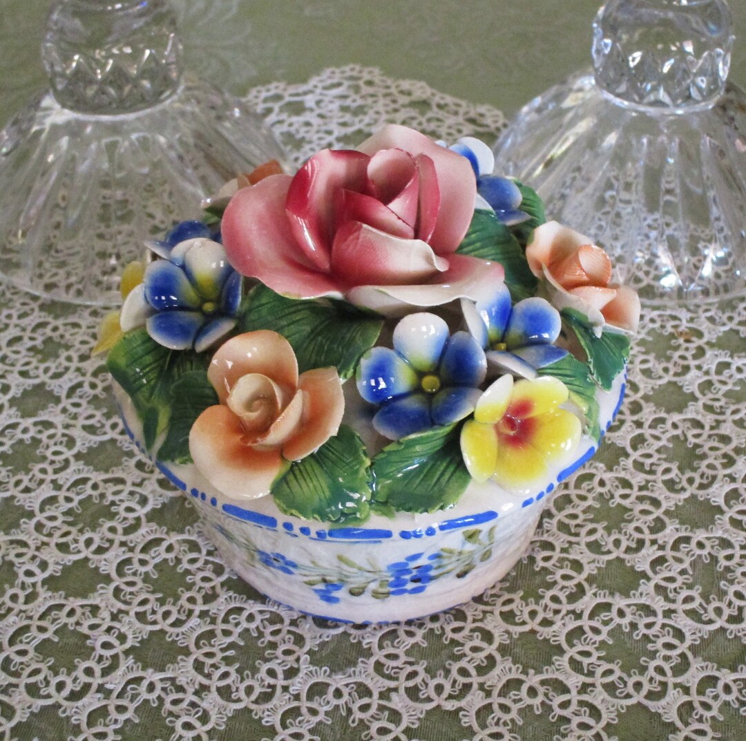 Vintage Italian Hand Painted Round Box, Porcelain Flower Lid, Giftable ...