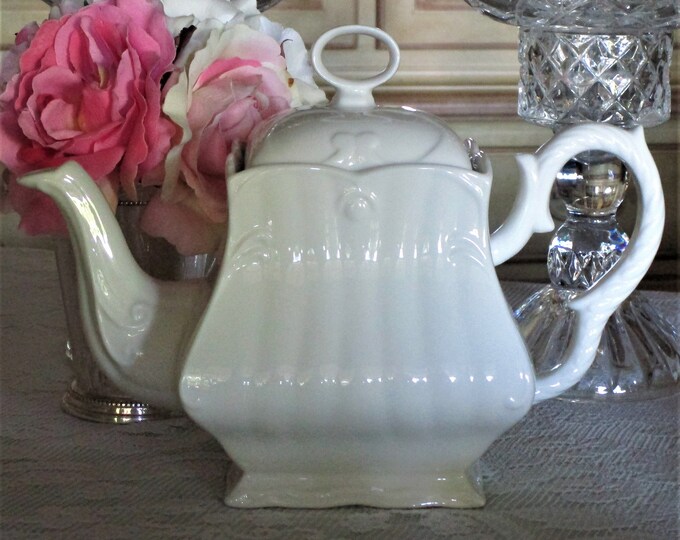 Grace Tea Ware White Embossed Full Size Tea Pot, Lovely Gift, Like New ...