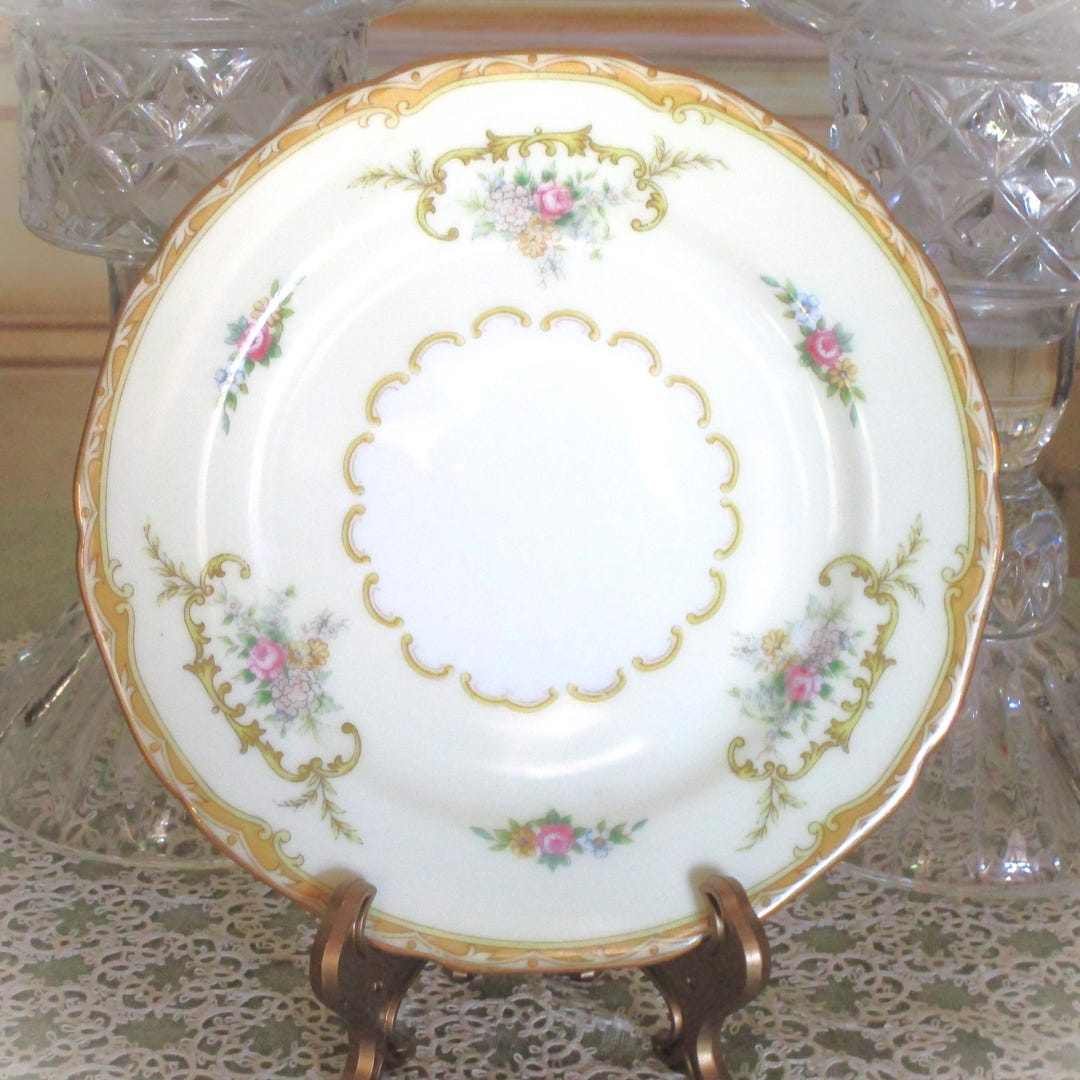 Noritake Lotus Bread Plates (set of 4): 1930s Porcelain China - Etsy