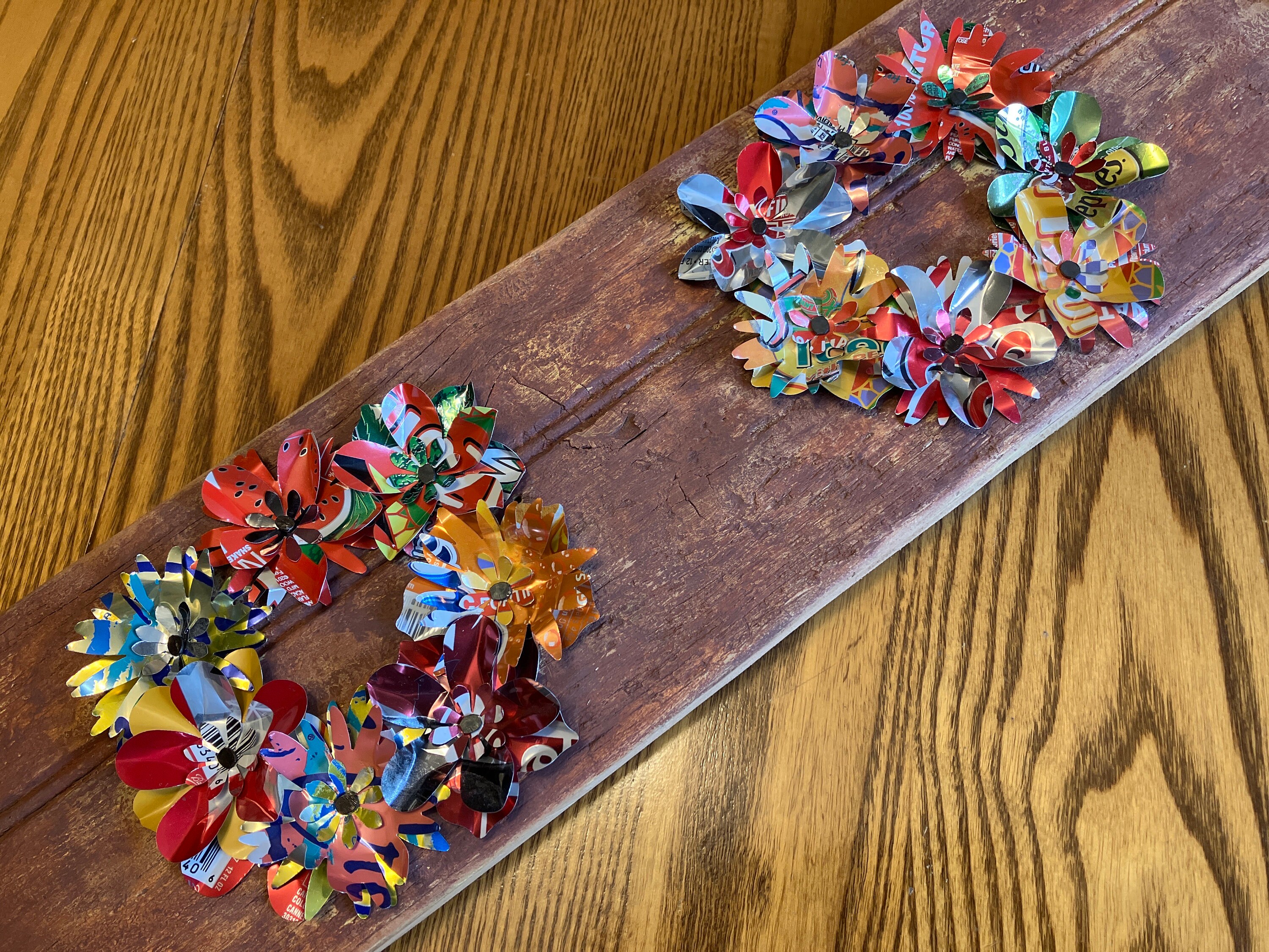 Metal Wreaths on Wood Soda Can Art Wreath Board - Etsy