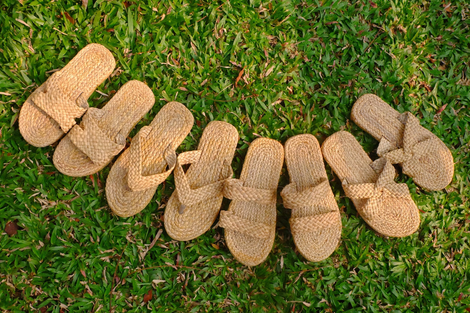 Straw Shoes/straw Slippers/thai Slippers/sandals Handmade/hyacinth ...