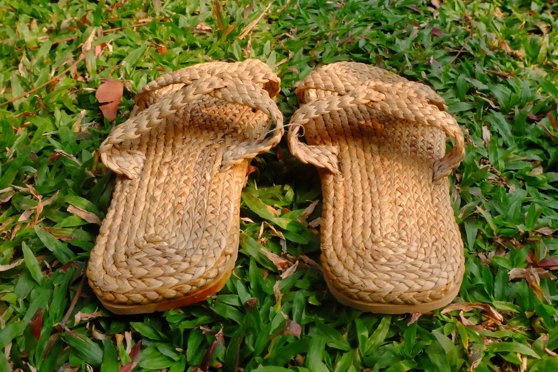 Straw Shoes/straw Slippers/thai Slippers/sandals Handmade/hyacinth ...