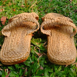 Straw Shoes/straw Slippers/thai Slippers/sandals Handmade/hyacinth ...