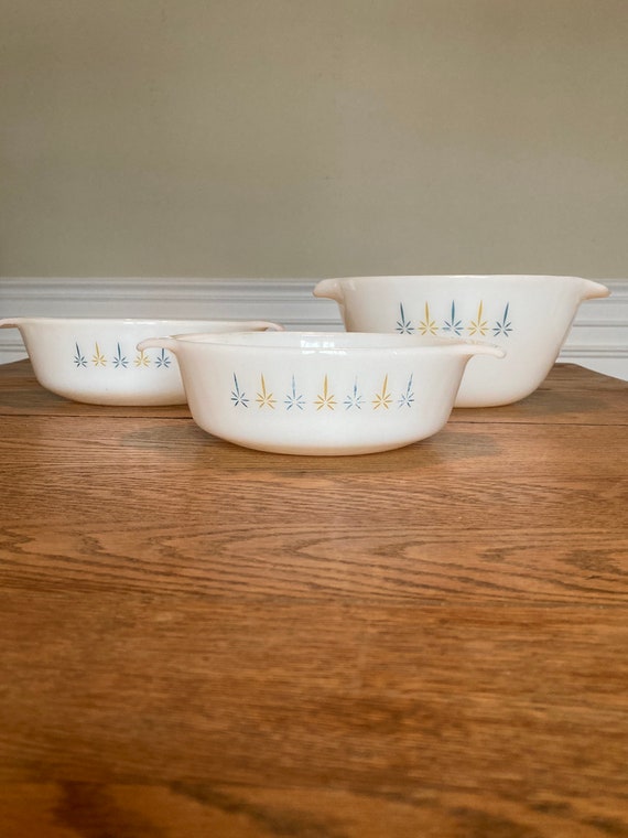 Three Anchor Hocking Fire King Ware Bowls | Etsy