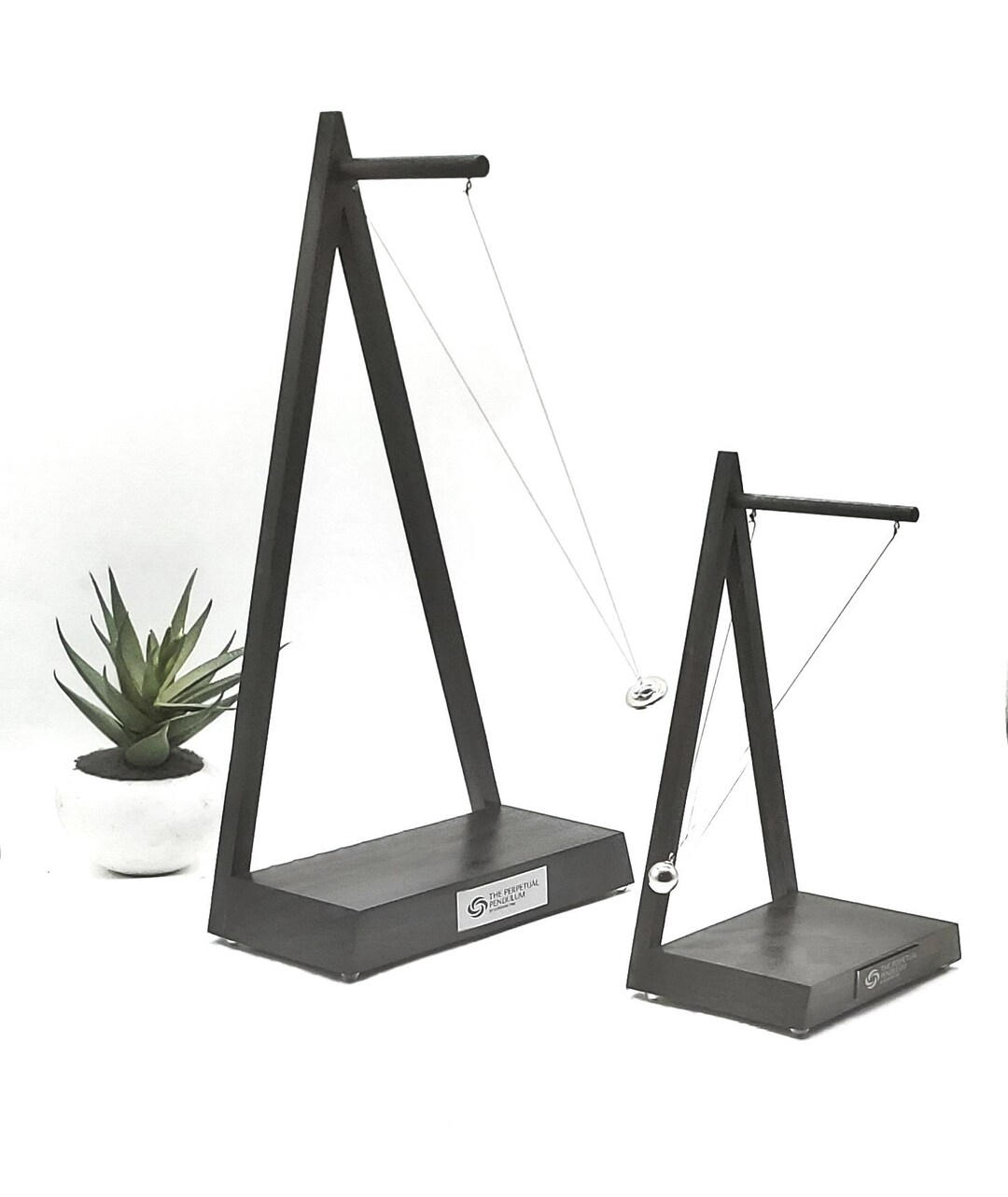 The Perpetual Pendulum - Scientific - Kinetic Art - Multiple Variations ...