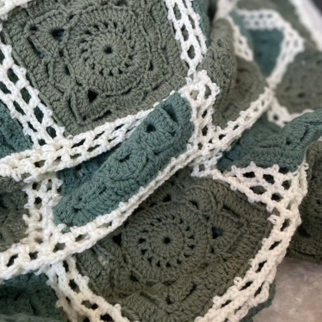 PATTERN Willow Granny Square Blanket Pattern Crochet - Beginner's ...