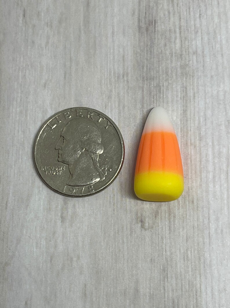 5 Candy Corn Cabochons Candy Corn Halloween Resin Candy - Etsy