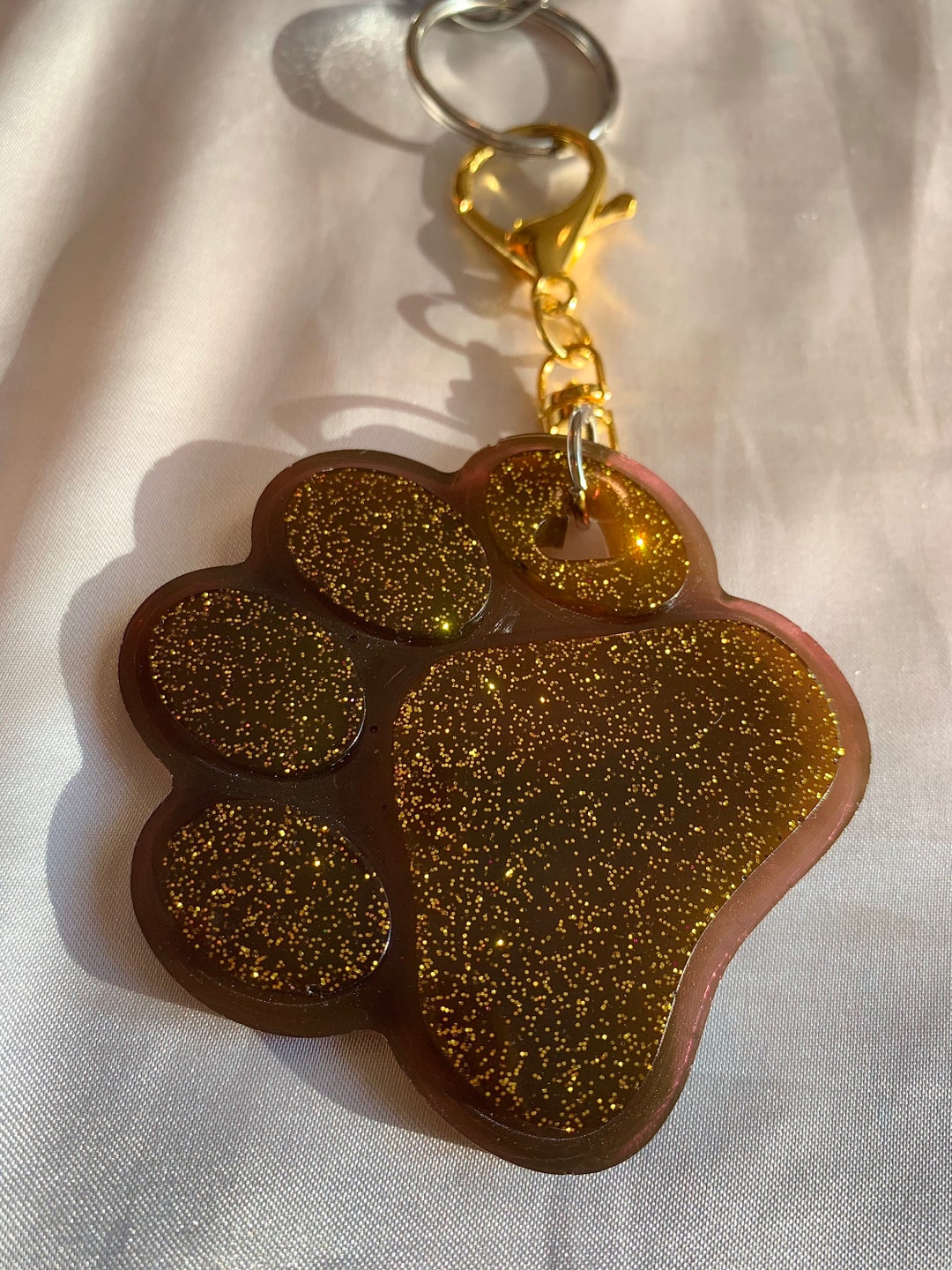 Dog Paw Keychain, Cute Resin Paw Keychain, Dog Mom Gift, Paw Print ...