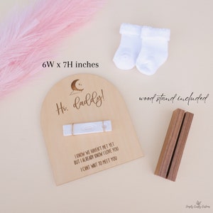 Pregnancy Announcement to Husband,hello Daddy Sign,pregnancy Reveal ...