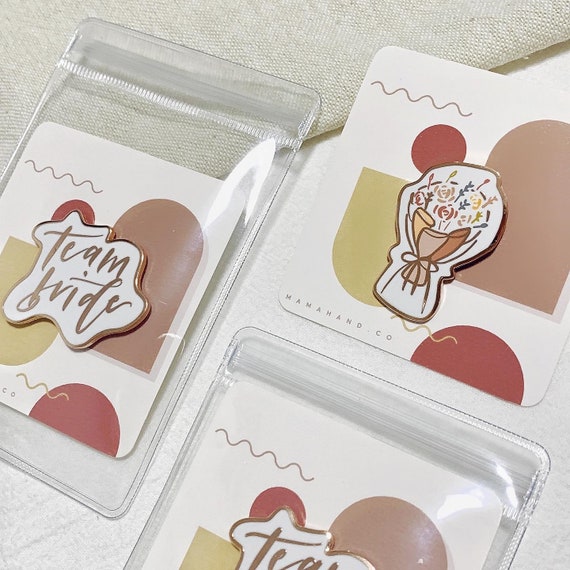 Team Bride / Floral Pin | Etsy