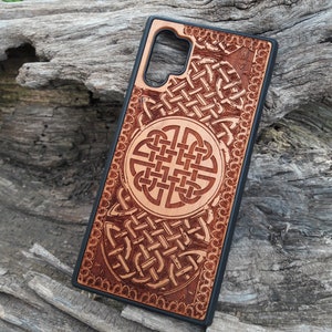 IPhone 17 16 & Galaxy S26 S25 Celtic Knot Wood Phone Case - Etsy