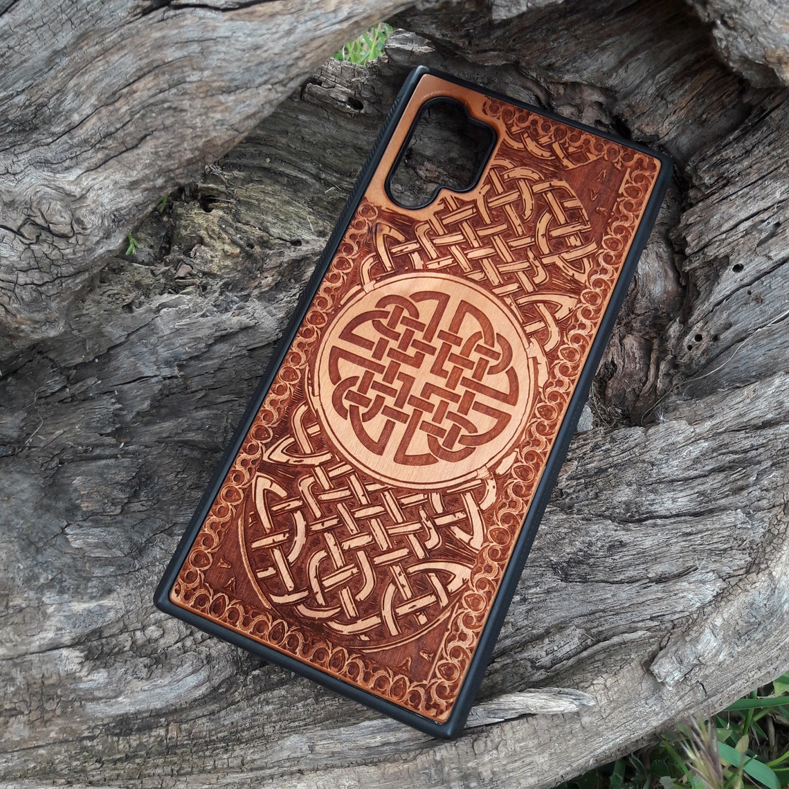 IPhone 17 16 & Galaxy S26 S25 Celtic Knot Wood Phone Case - Etsy