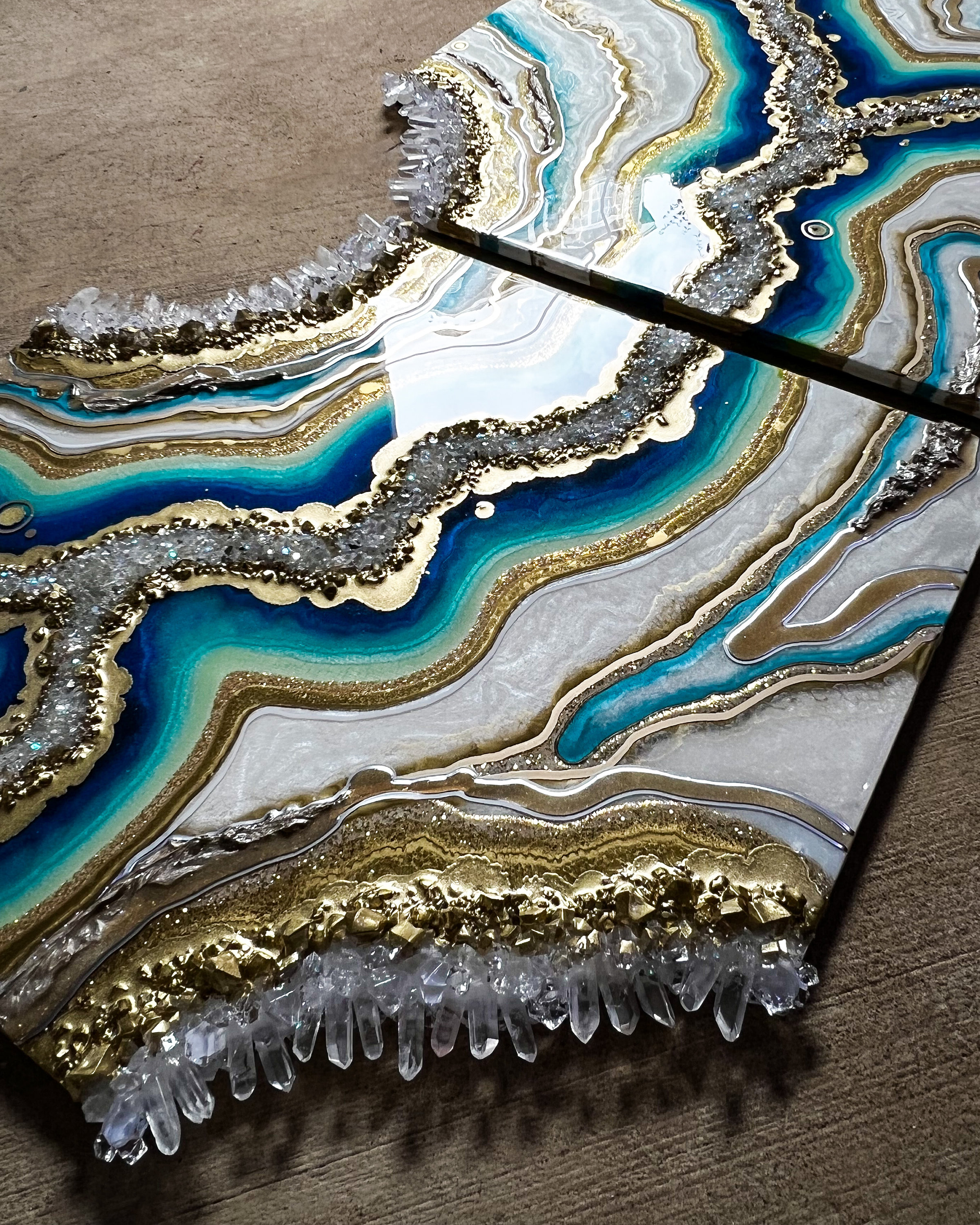 26x48″ Customizable Luxury Resin Geode Wall Art, Real Crystals Details ...