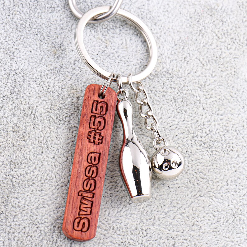 Customized Bowling Ball & Pin Keyring Name Tag Sports Gift Coach Player ...