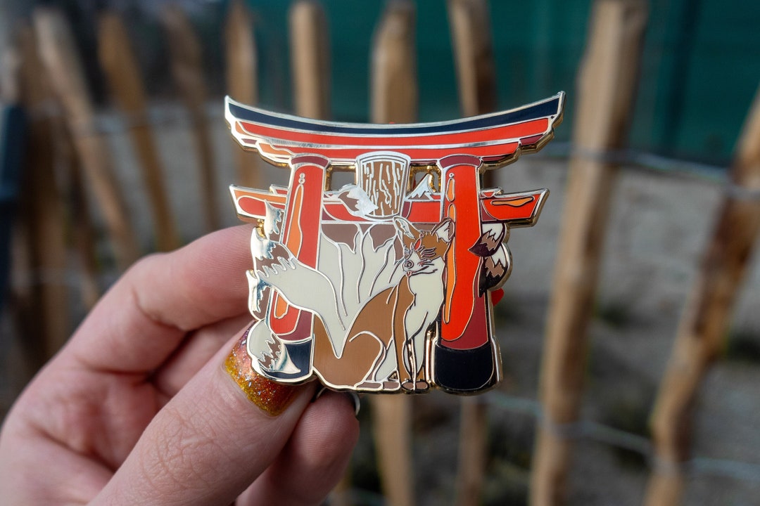Kitsune Tori Gate XL Enamel Pin – Kawaii Japanese Art Pin - Etsy