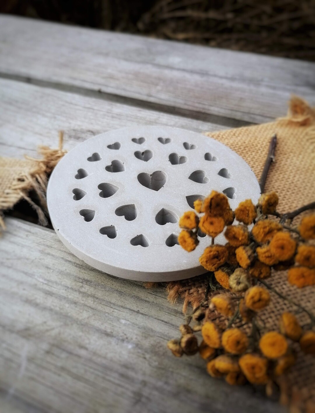 Flower Saver, Concrete Vase Attachment, Insertion Aid for Flowers Gift ...