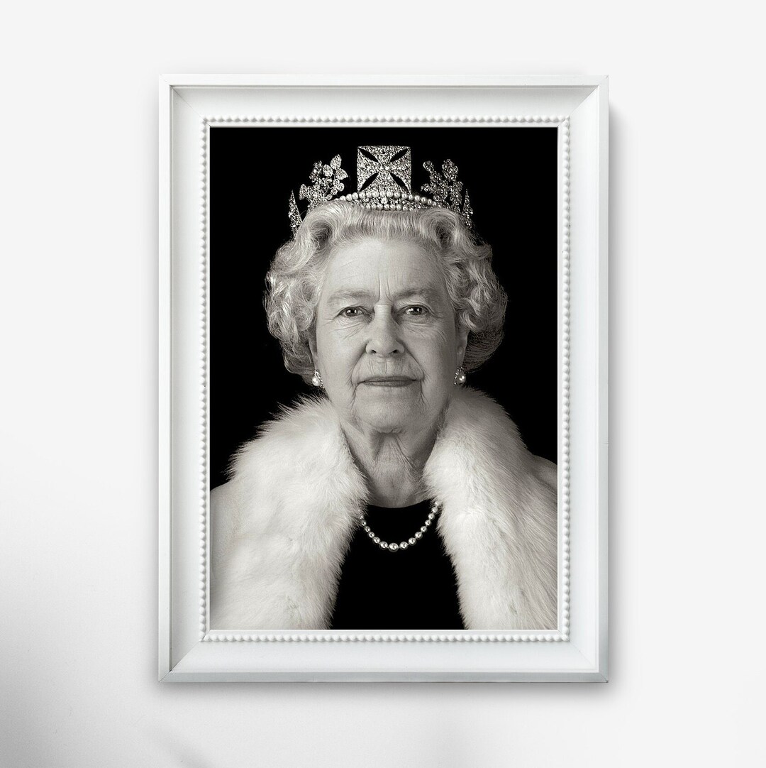 Queen Elizabeth II Portrait, Iconic Photo, Her Majesty, Wall Art Poster ...
