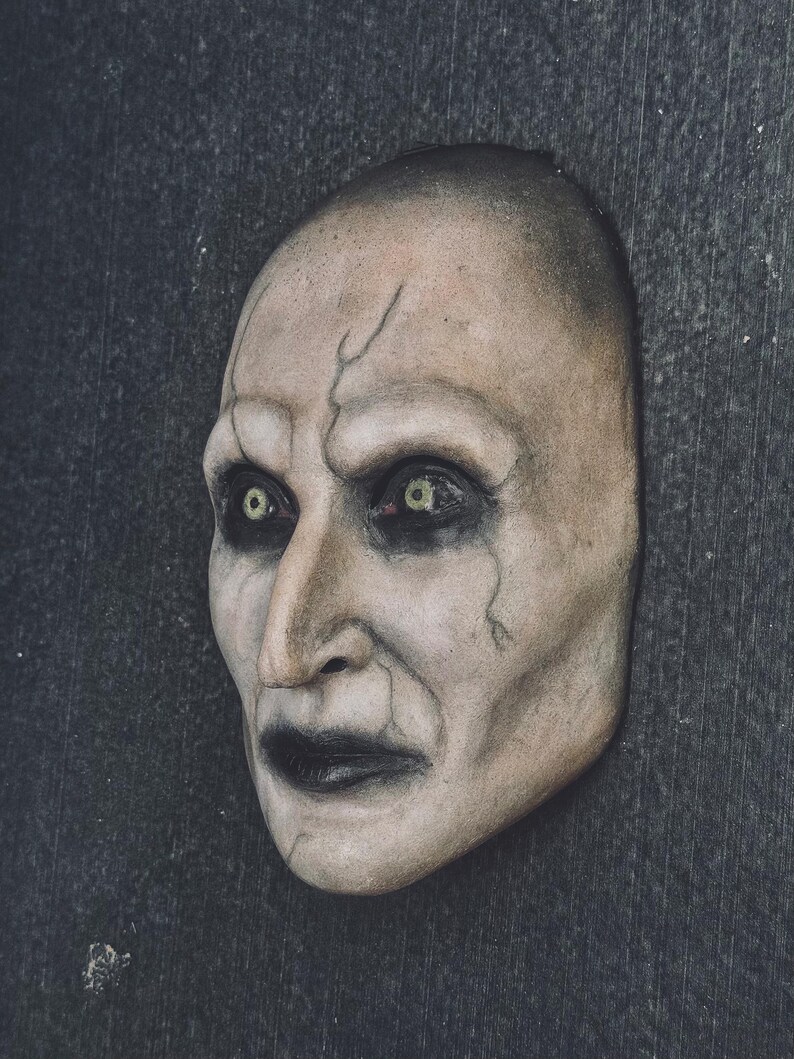 VALAK Mask V2 (conjuring 2) - Etsy