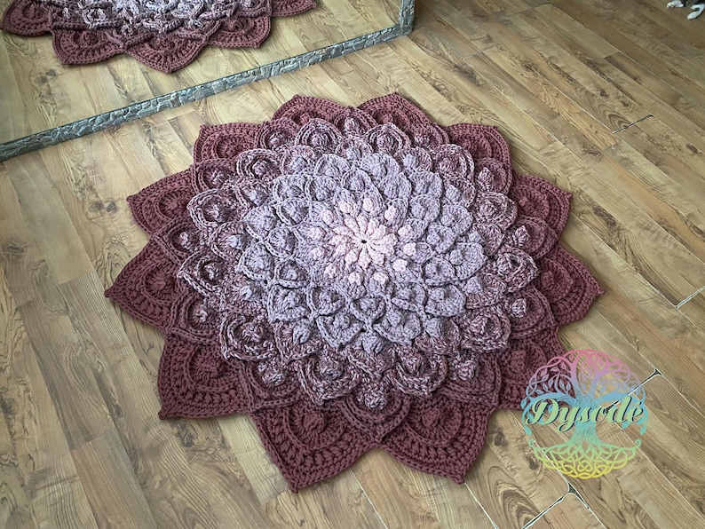Lotus Flower Rug, Round Crochet Rug, Cozy Flower Rug, Knitted Rug, Home ...