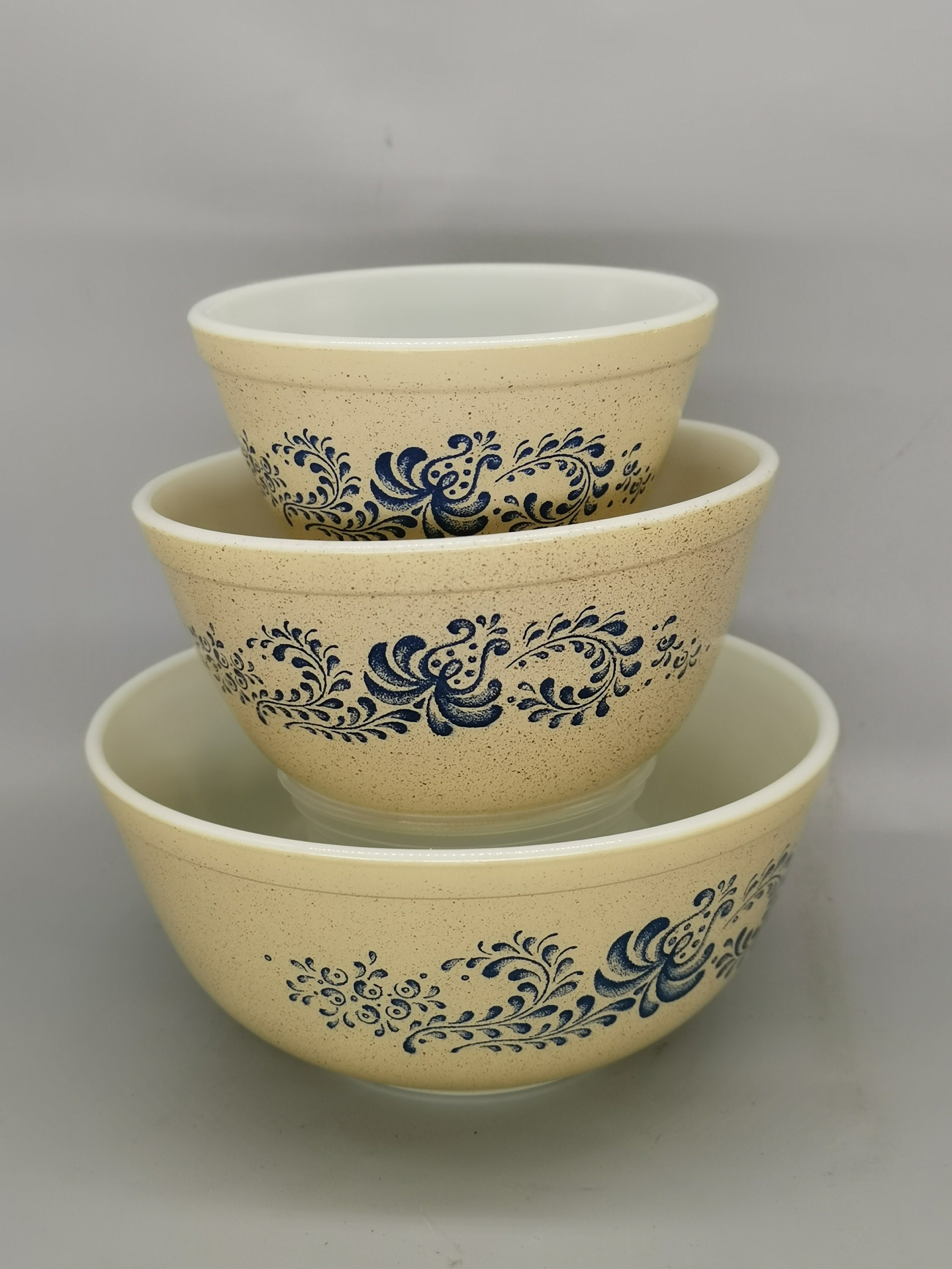 Vintage Pyrex Homestead Bowls. Set of 3 1976-1980 All in - Etsy