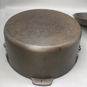 Vintage Findlay No.8 Cast Iron Dutch Oven, PT3817, Dia 10, Made in ...