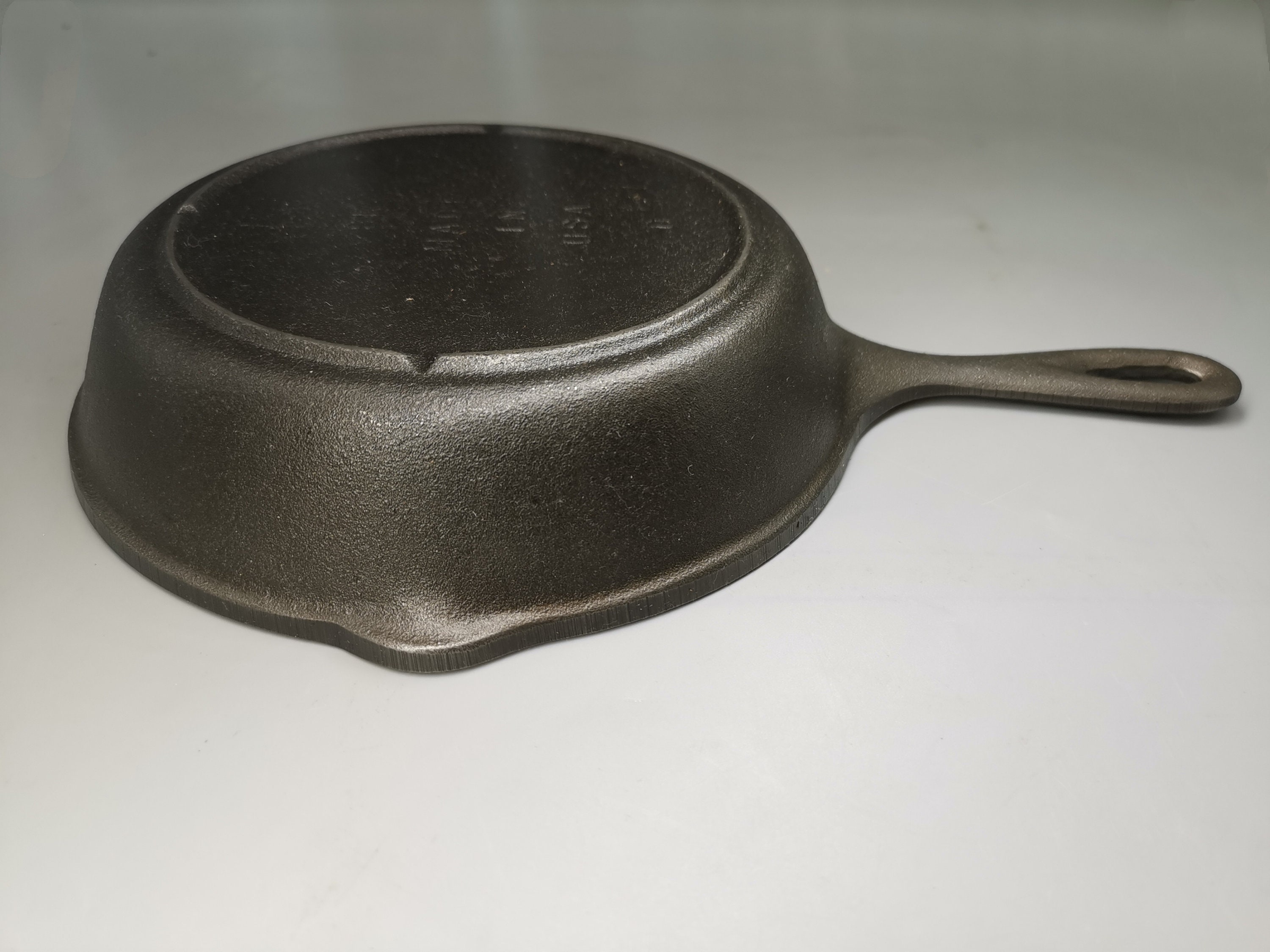 Vintage Lodge 3 Notch No.5 SK Cast Iron Pan/skillet, Made in USA, D8.5 ...